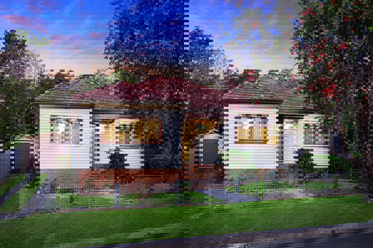 Belle Property Manly’s sale of North Manly cottage| Belle Property ...